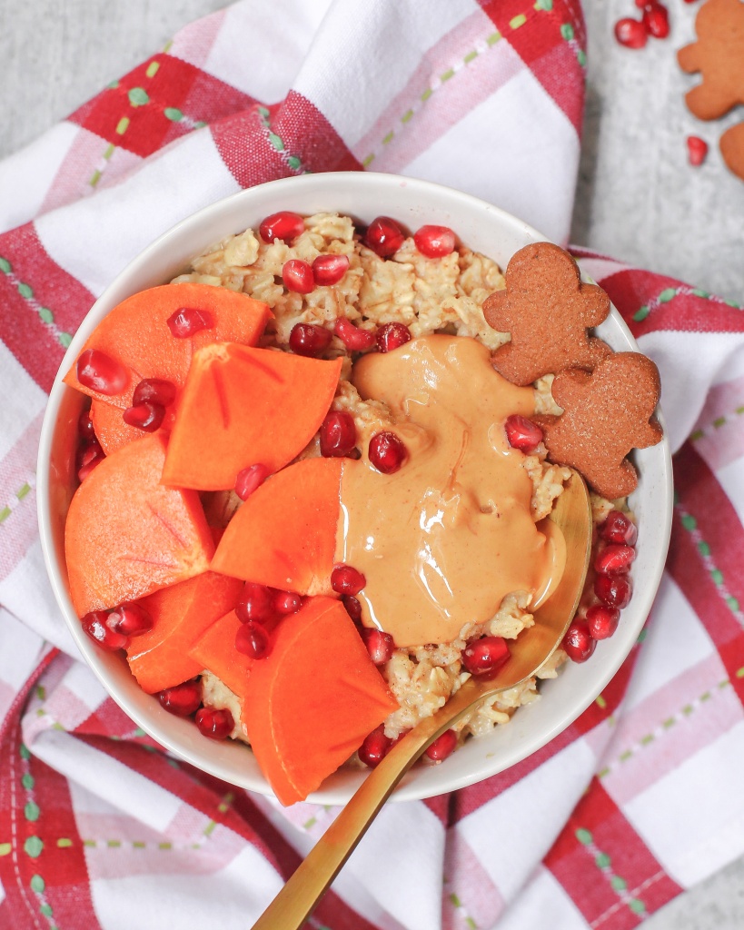 Stovetop Gingerbread Oatmeal | Becks Lives Healthy