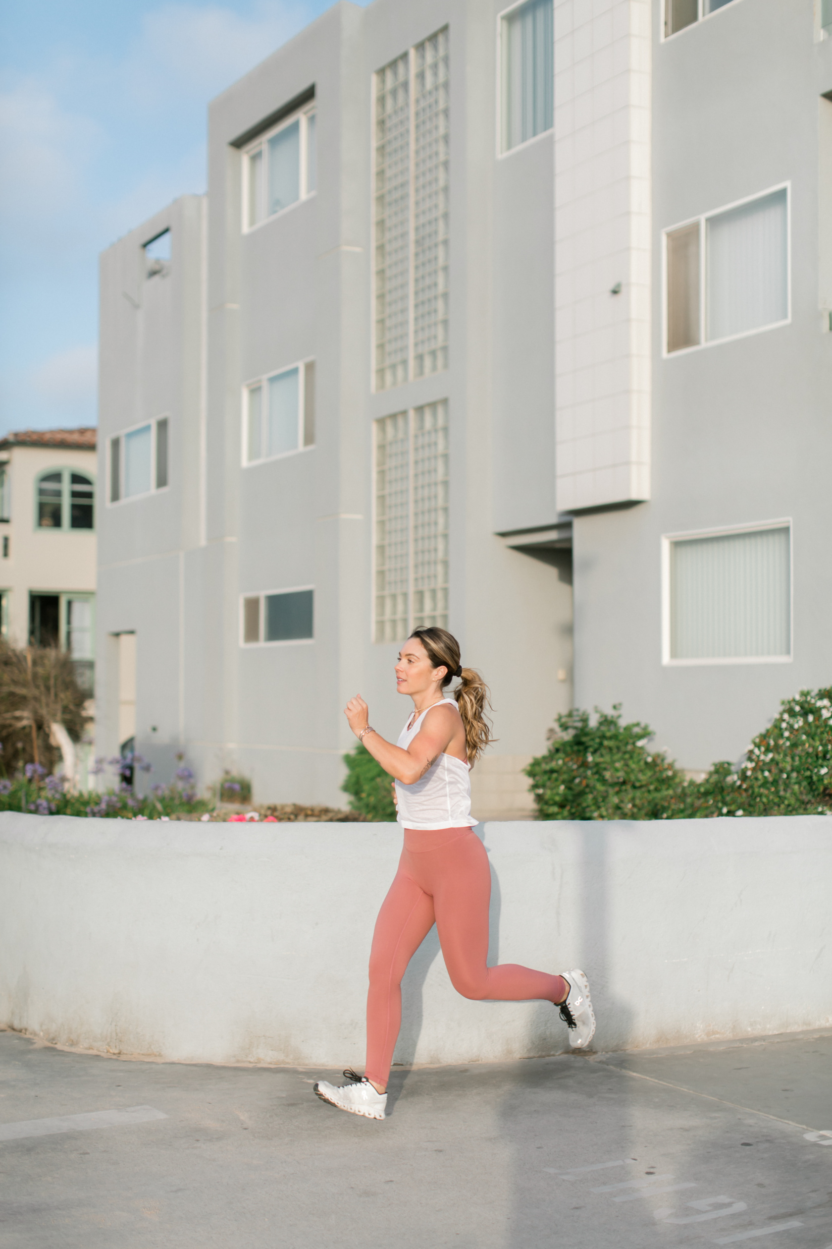 Running Safety Tips For Women - Becks Lives Healthy